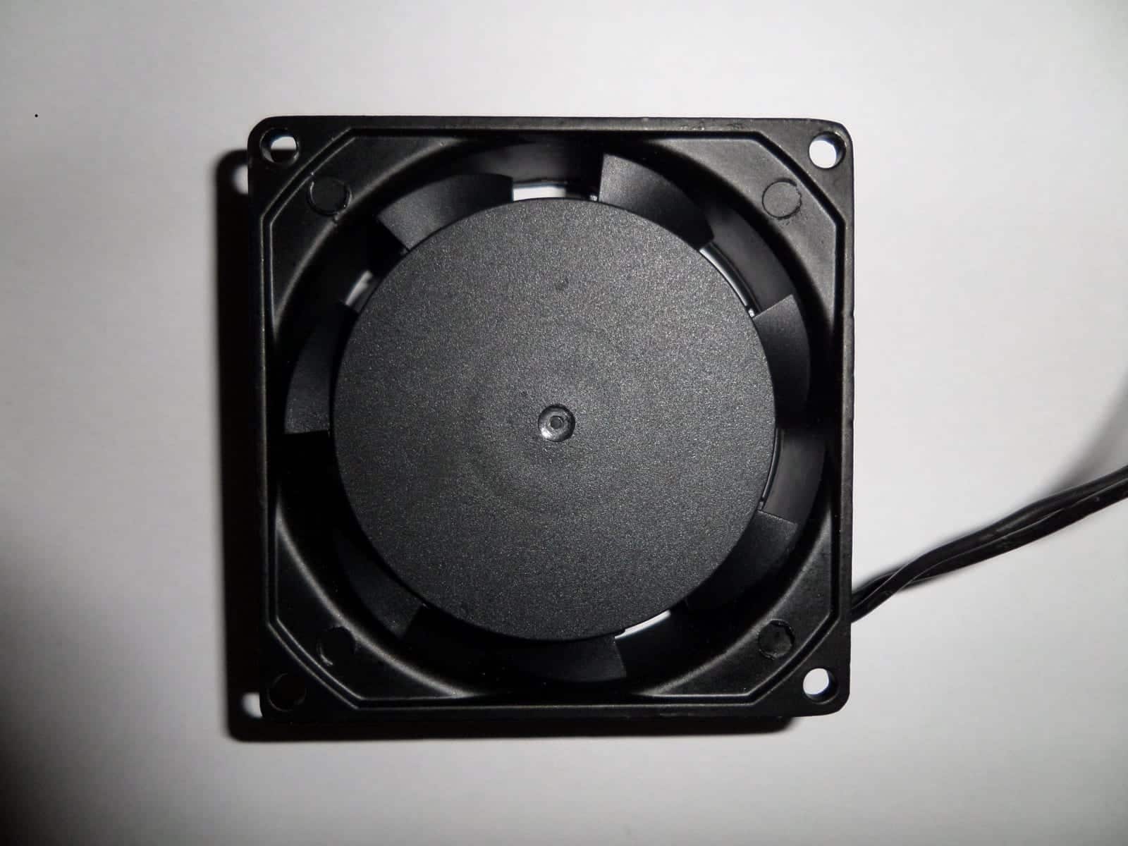 Blowers Vs Axial Fans: Which Is Better For Your Project? - Kompulsa
