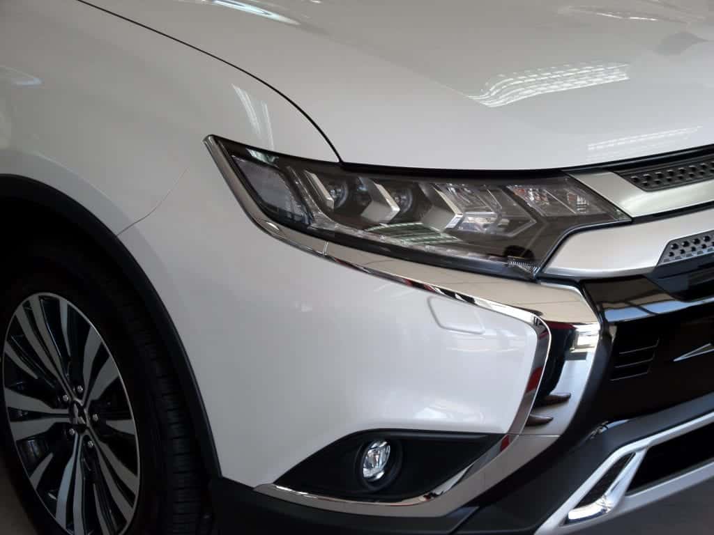 2019 Mitsubishi Auto Show Gallery (Crossovers, SUVs)